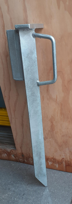 Drivable Stake with Handle (35mm) | Road Signs, Stands, & Bases | TMC ...